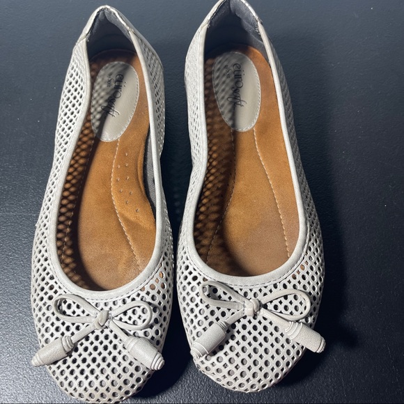 EuroSoft | Shoes | Eurowomens Eurosoft Sarno Slip On Ballet Tan Flats ...